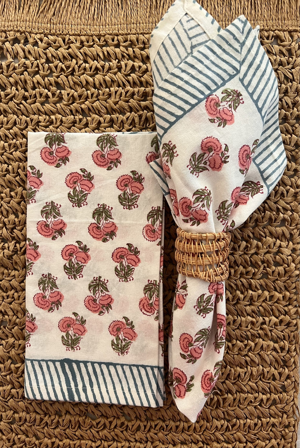 Poppy Pink Floral Cloth Napkins (Set of 4) | Villa Contessa